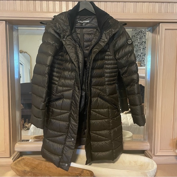 Bernardo | Jackets & Coats | Bernardo Long Olive Puffer Jacket | Poshmark